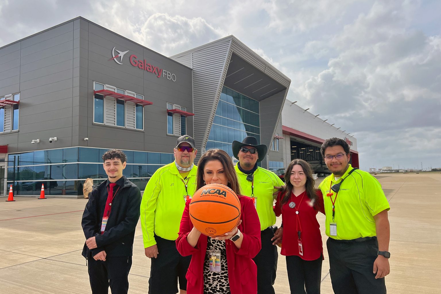 Galaxy FBO KHOU | KCXO | KADS - Galaxy FBO | Galaxy FBO