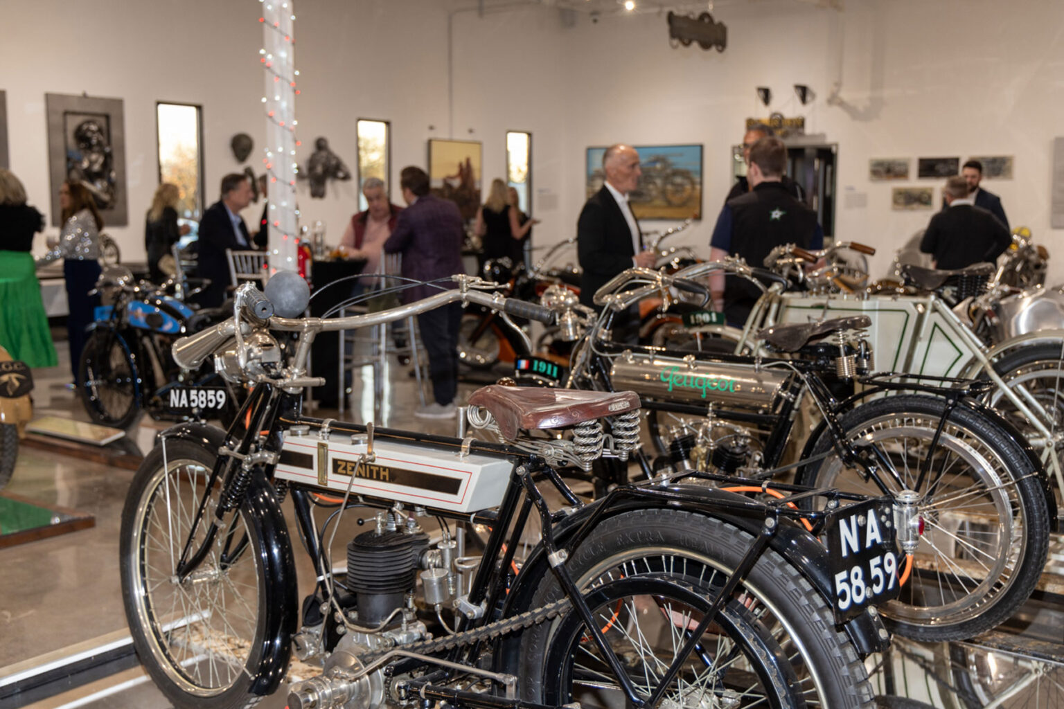 Galaxy FBO KADS / KCXO / KHOU - Galaxy FBO